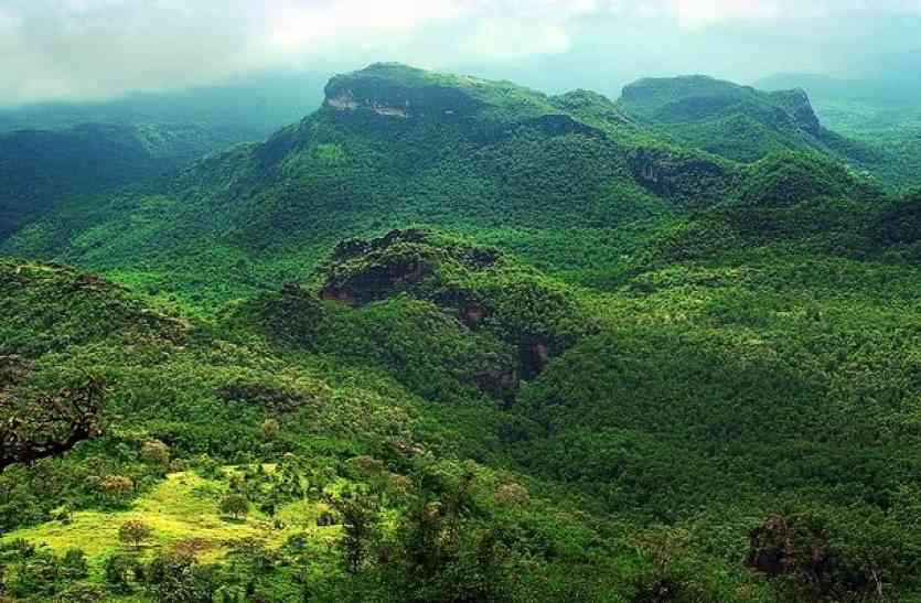 भारत के ह्रदय में सतपुड़ा की रानी पचमढ़ी घूमने की पूरी जानकारी - Bharat ...